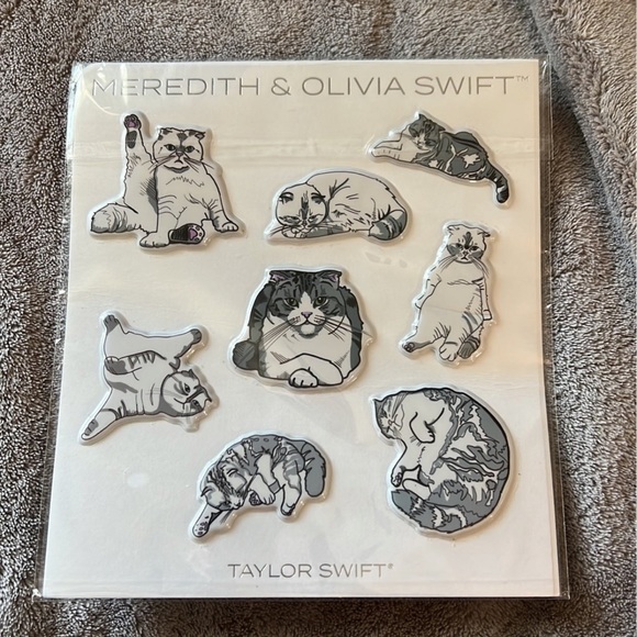 Taylor Swift | Accents | Taylor Swift New Olivia Meredith Swift Cat ...